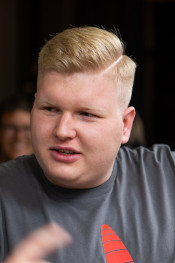 Get to know the first AWS Heroes of 2022! - Azalio